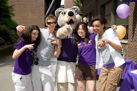 University of Washington, Bothell marks 20 years with daylong ...