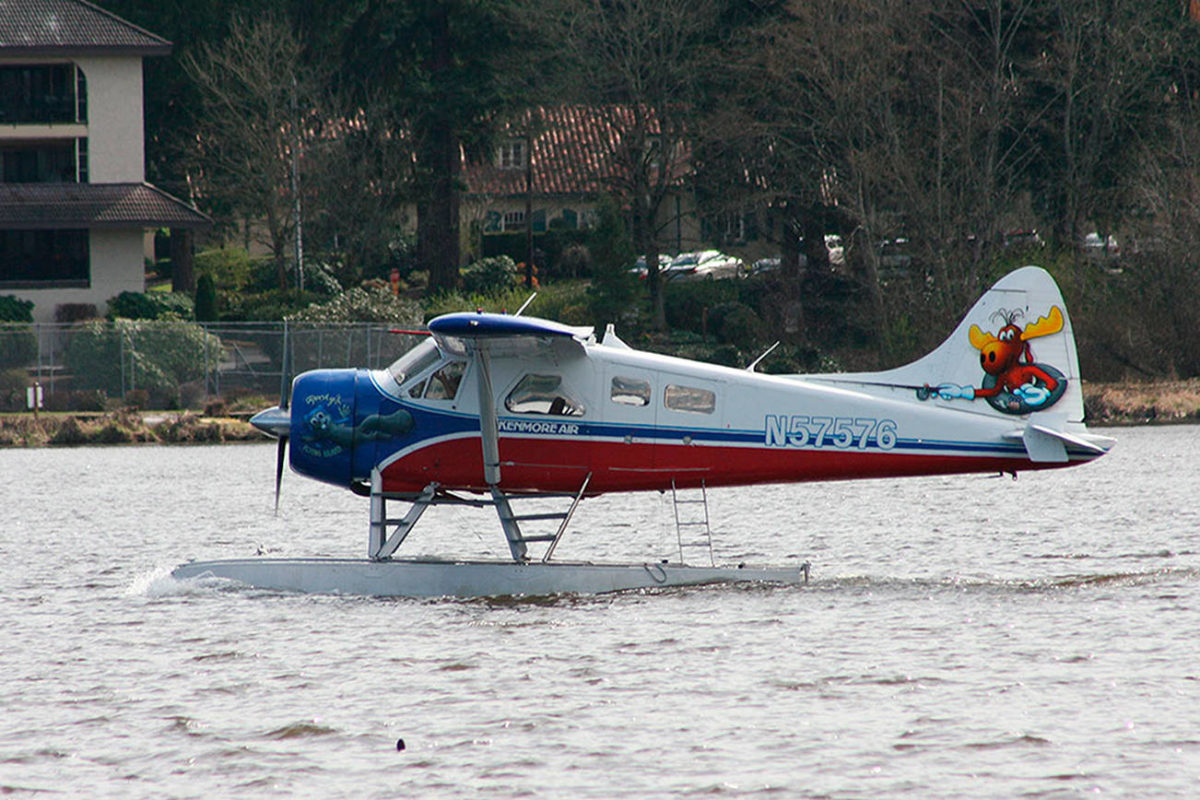 Kenmore Air to help city manage invasive weeds in Lake Washington and ...