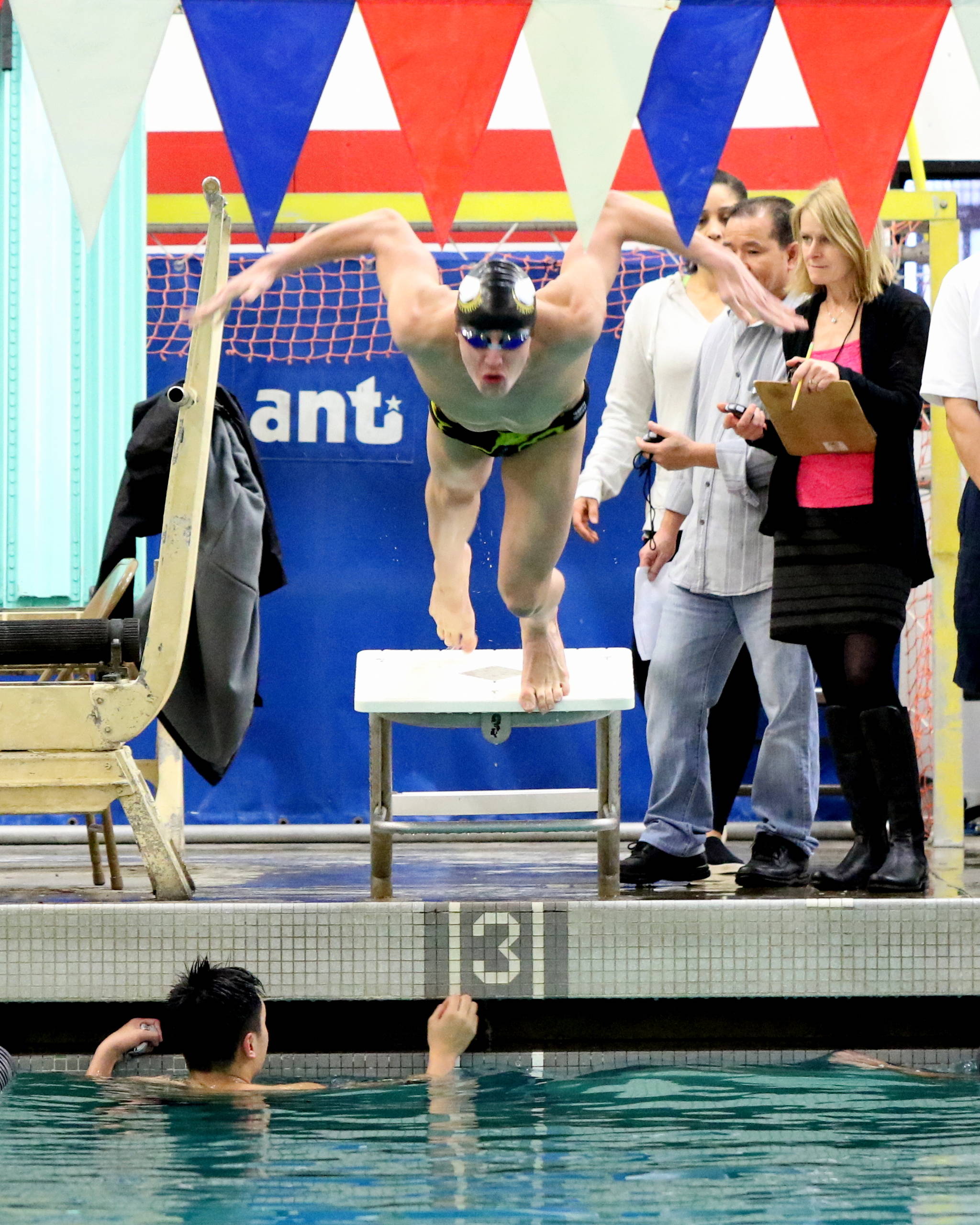 Vikings make a splash | Bothell-Kenmore Reporter