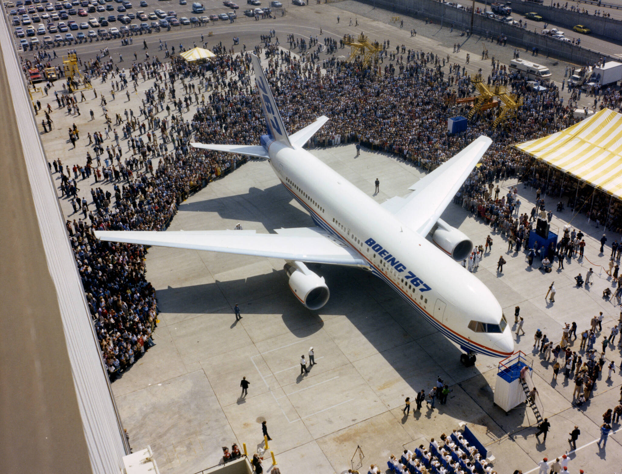 Boeing will stop production of the Everett-built 767 in 2027 | Bothell ...